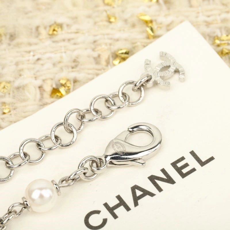 Accurate model Chanel Necklaces