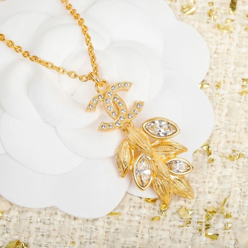 Inexpensive Chanel Necklaces