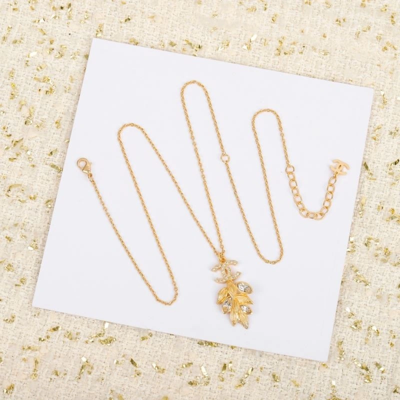 Inexpensive Chanel Necklaces