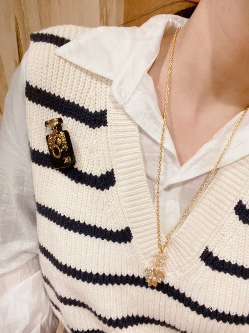 Inexpensive Chanel Necklaces