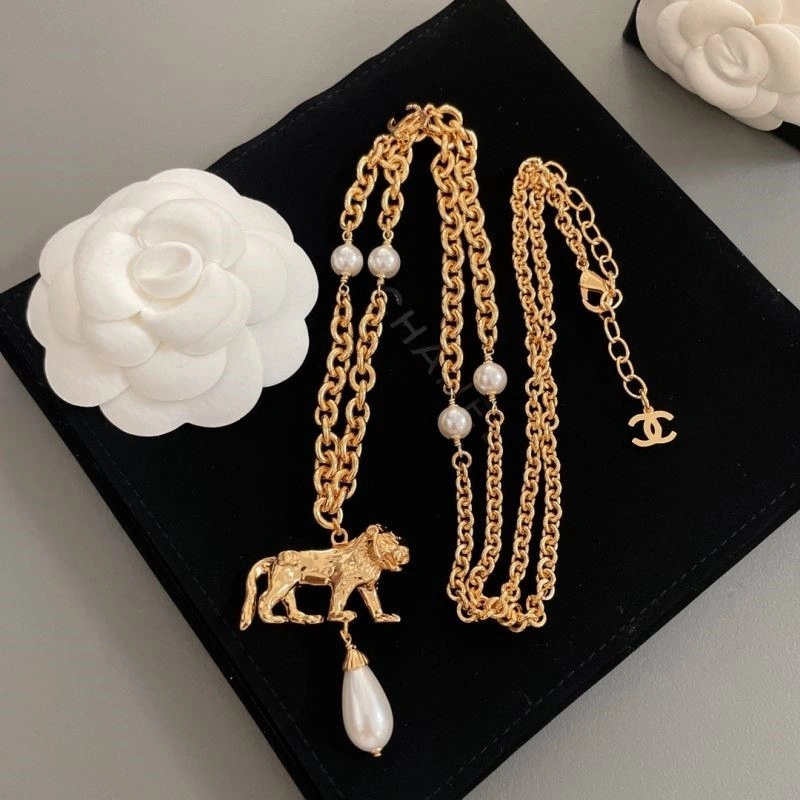 Brand-original Chanel Necklaces