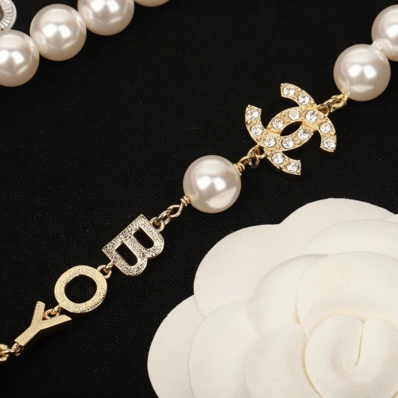 Accurate model Chanel Necklaces