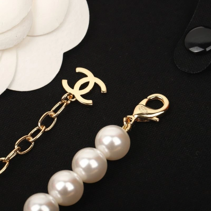 Accurate model Chanel Necklaces