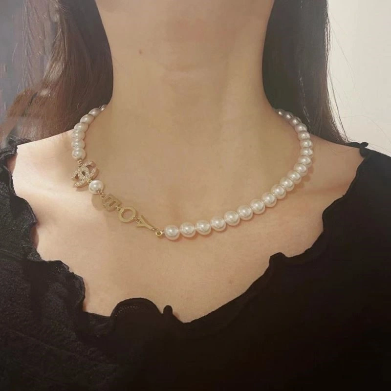 Accurate model Chanel Necklaces