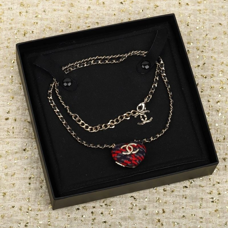 Indistinguishable Chanel Necklaces