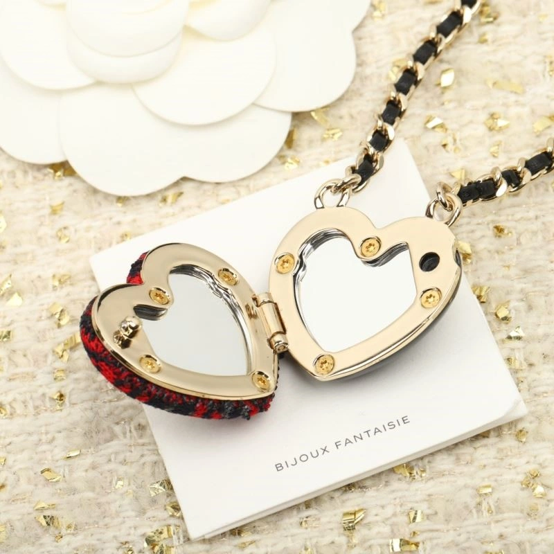 Indistinguishable Chanel Necklaces