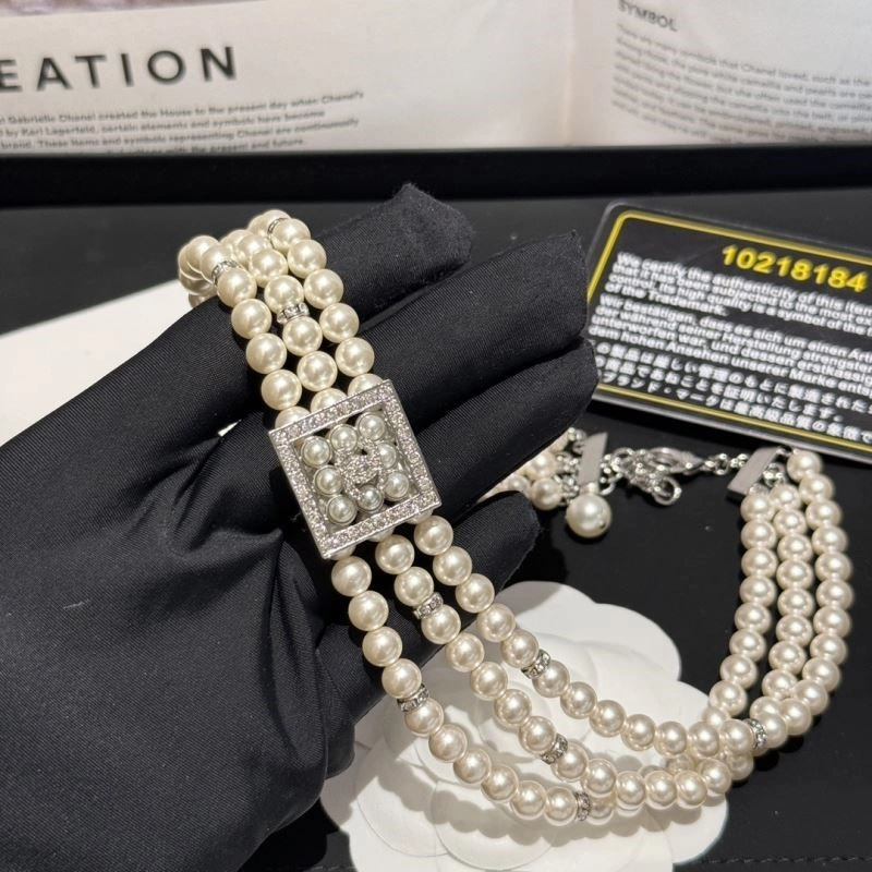 Cut-rate Chanel Necklaces