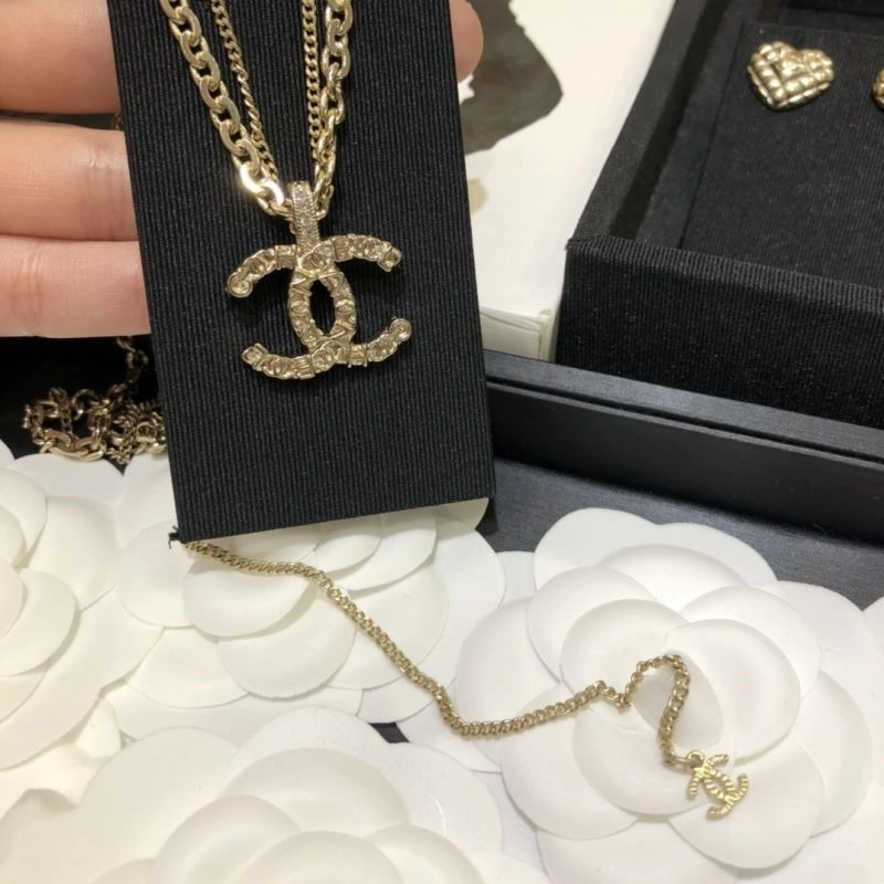 Legit Chanel Necklaces