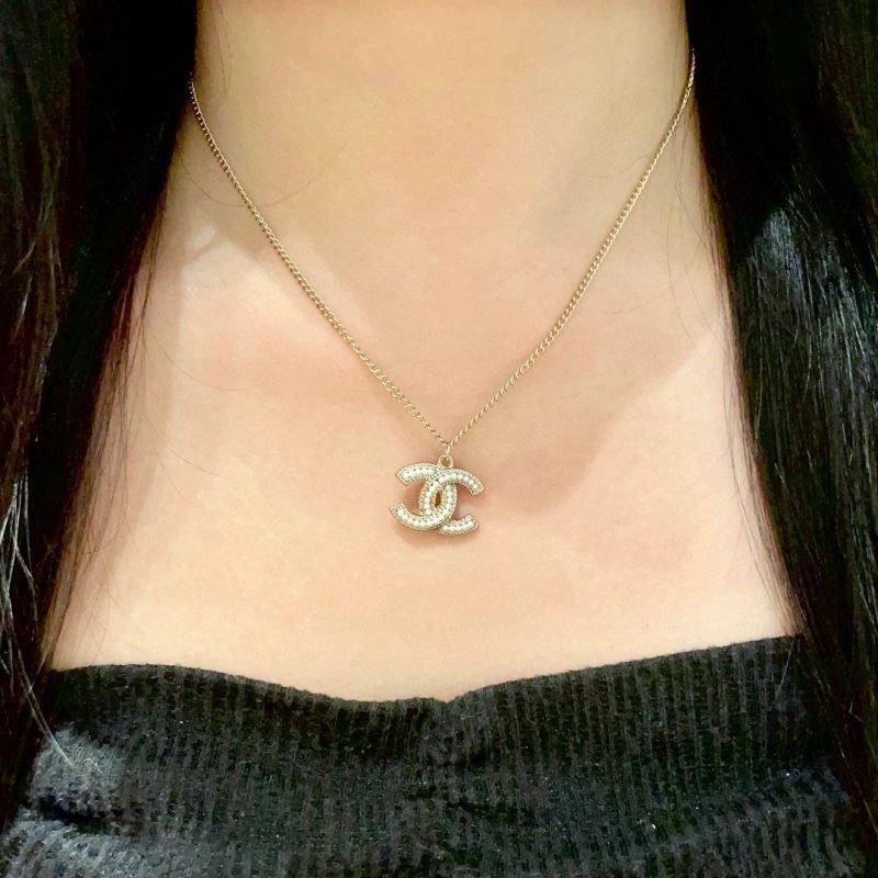 Value-priced Chanel Necklaces