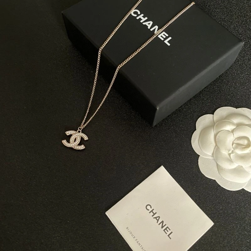 Value-priced Chanel Necklaces