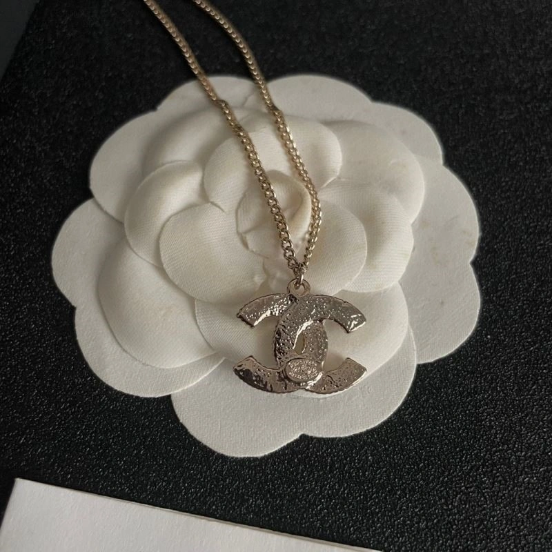 Value-priced Chanel Necklaces