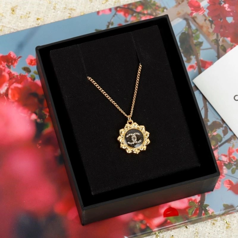 Perfect replica Chanel Necklaces