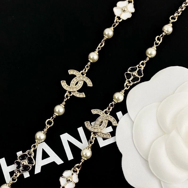 Indistinguishable Chanel Necklaces