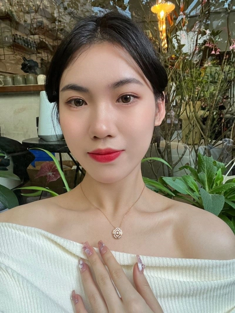 Low-cost Chanel Necklaces