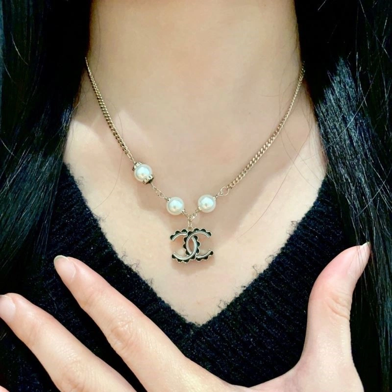 Original Chanel Necklaces