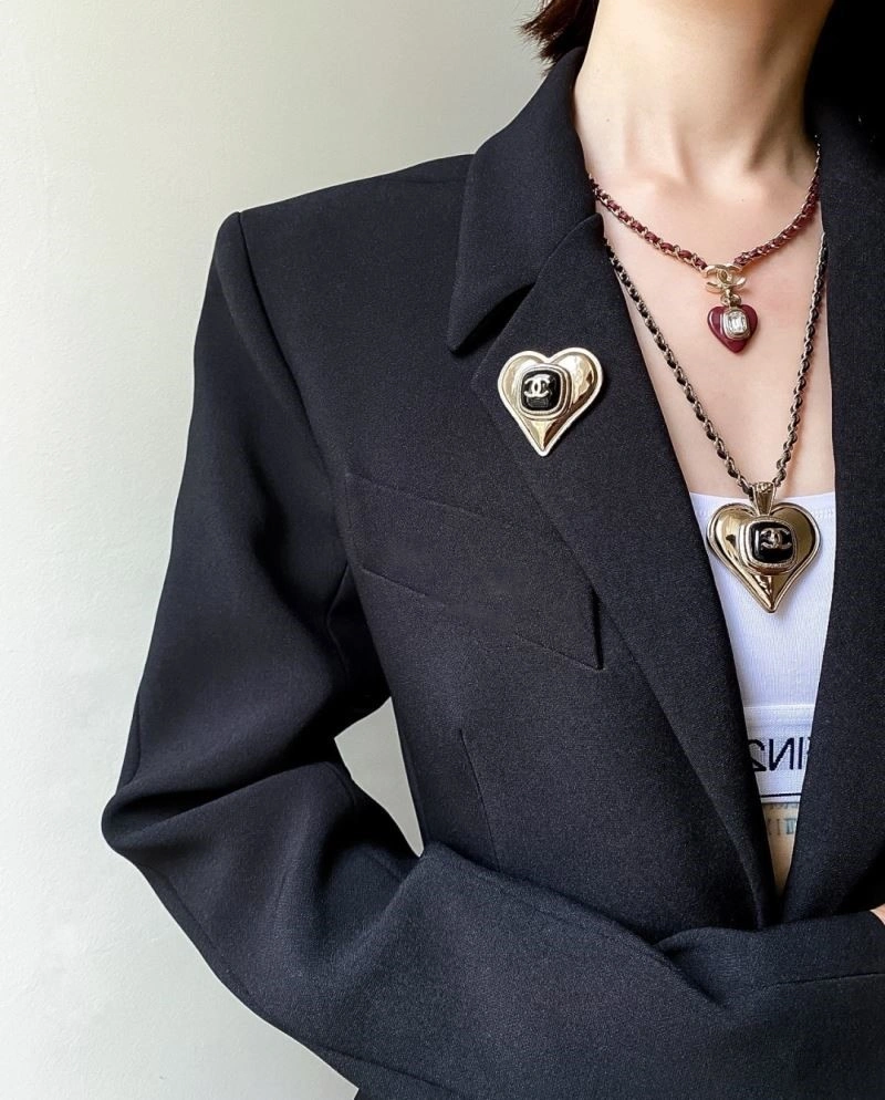Original Chanel Necklaces