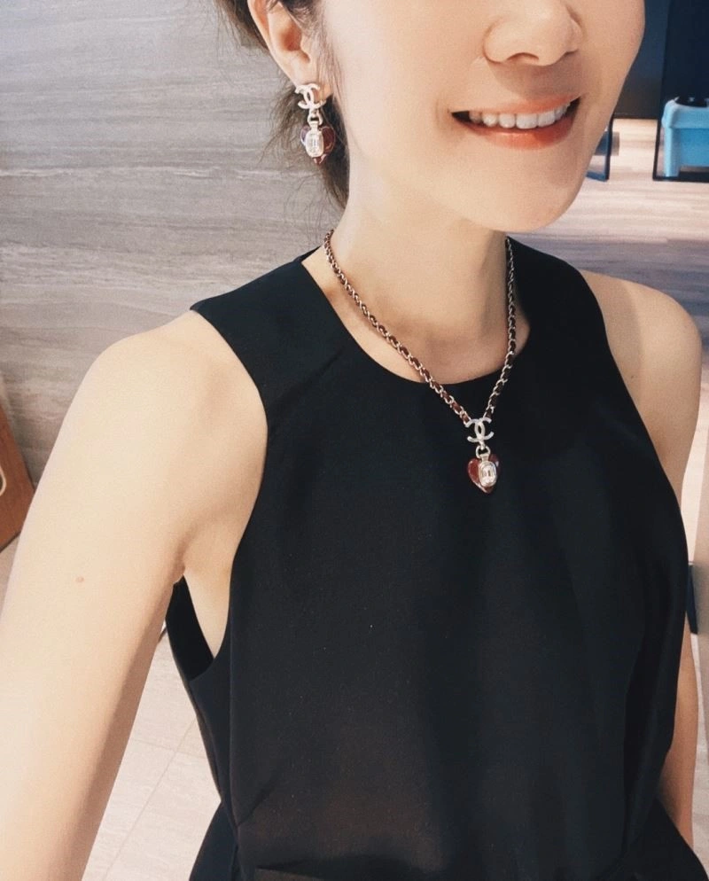 Original Chanel Necklaces