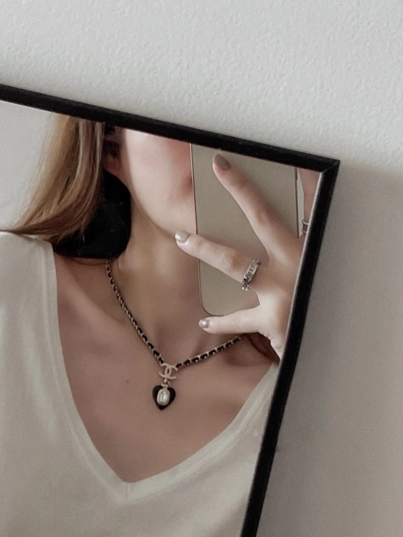 Original Chanel Necklaces