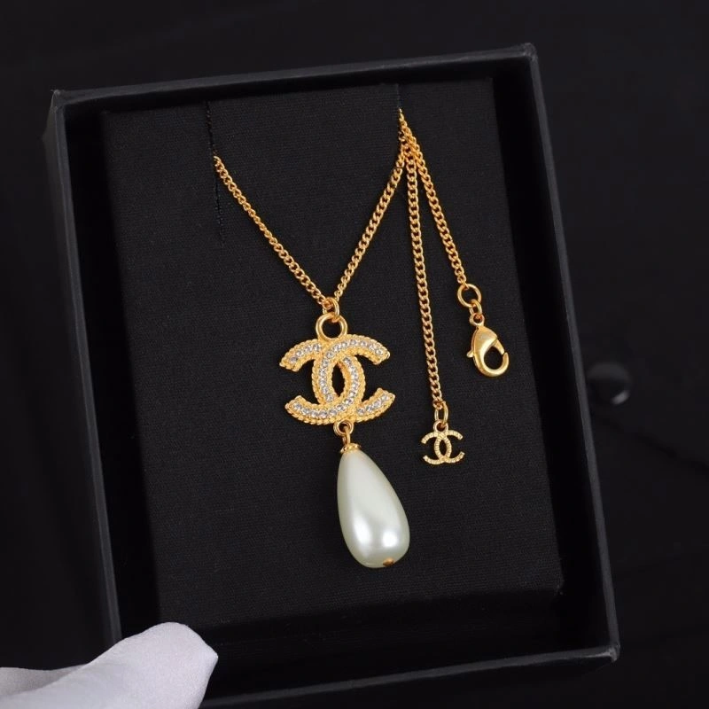 Original Chanel Necklaces