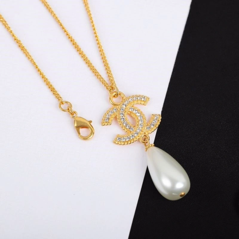 Original Chanel Necklaces