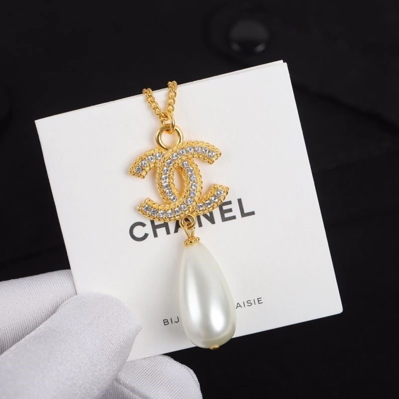 Original Chanel Necklaces