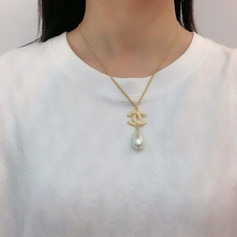 Original Chanel Necklaces