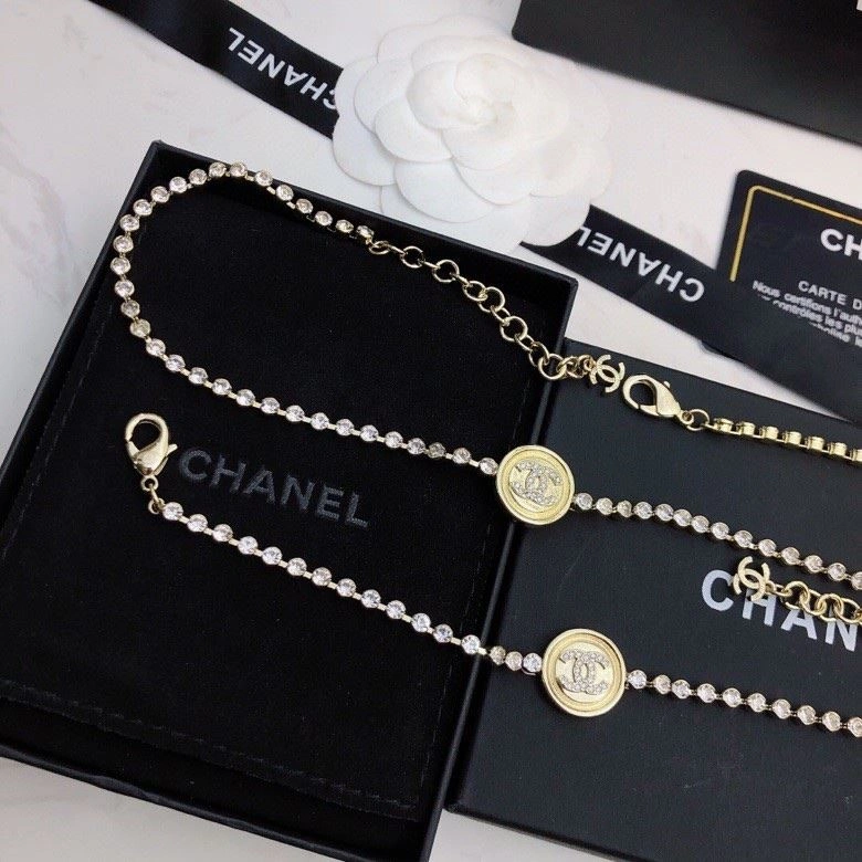 Value-priced Chanel Necklaces