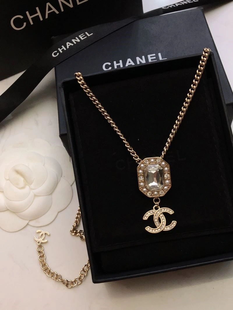 Indistinguishable Chanel Necklaces