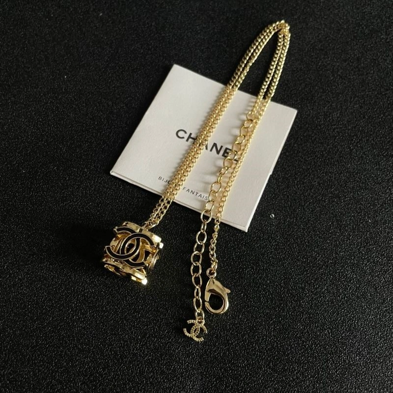 Low-cost Chanel Necklaces