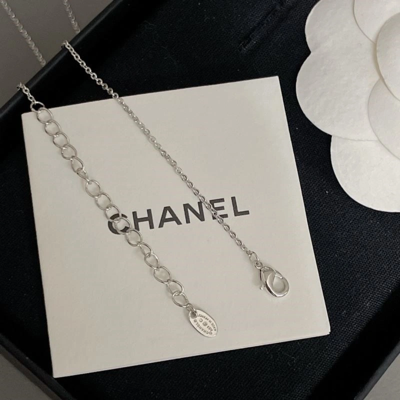 Original Chanel Necklaces