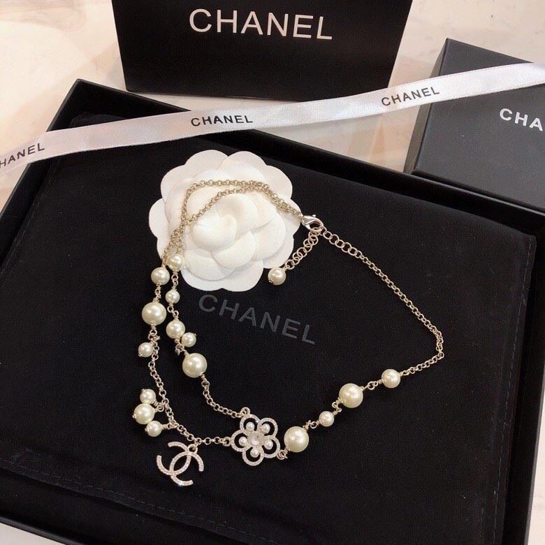 Low-cost Chanel Necklaces