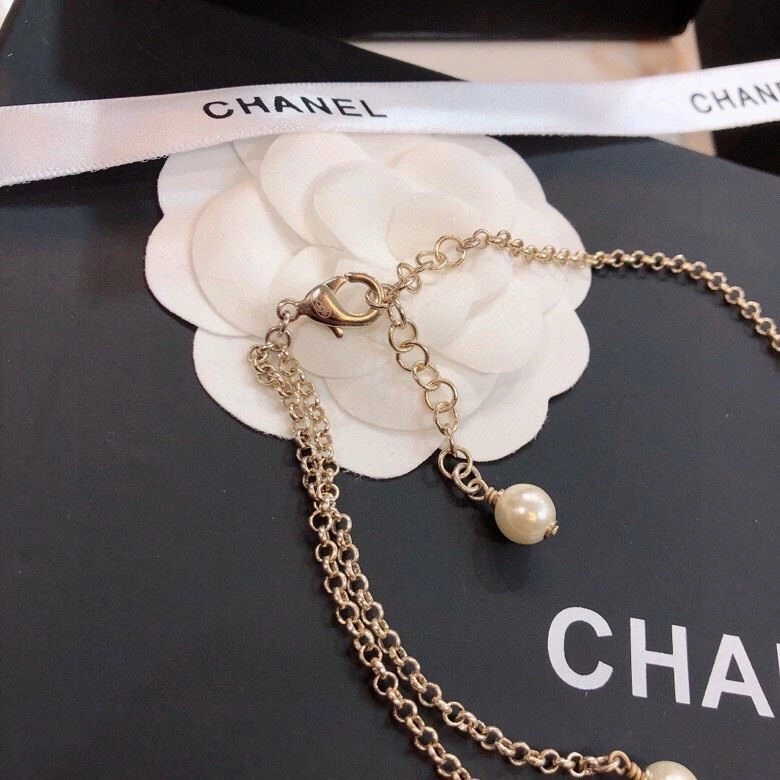 Low-cost Chanel Necklaces