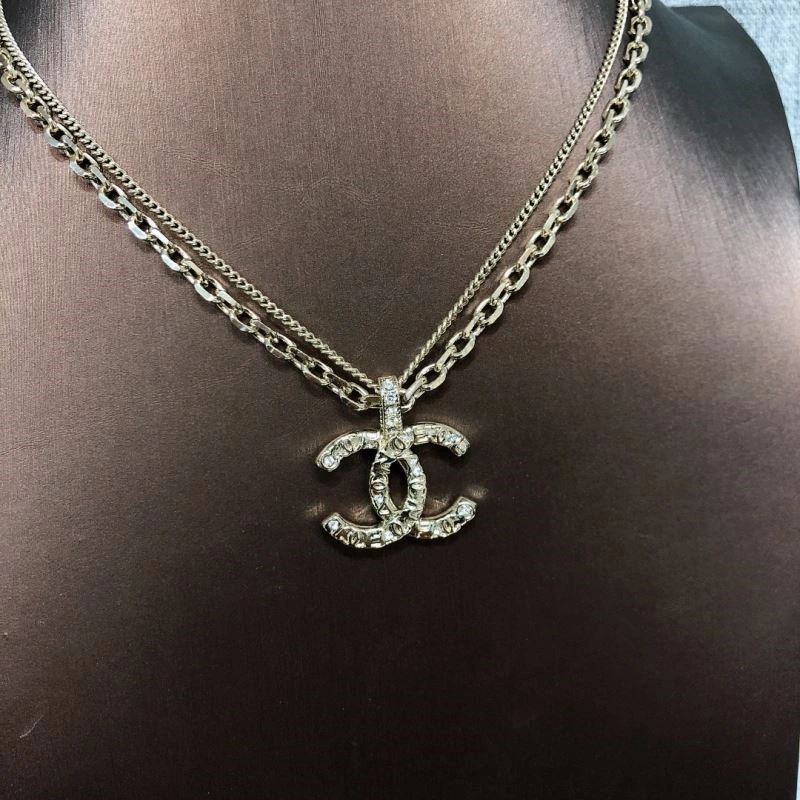 Brand-authenticated Chanel Necklaces