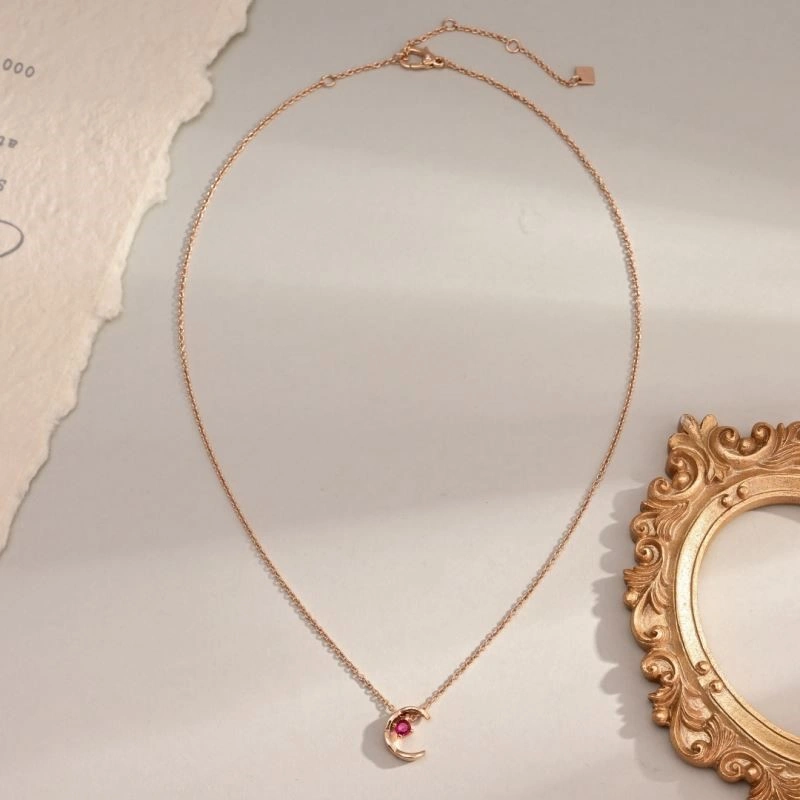 Top match Chanel Necklaces