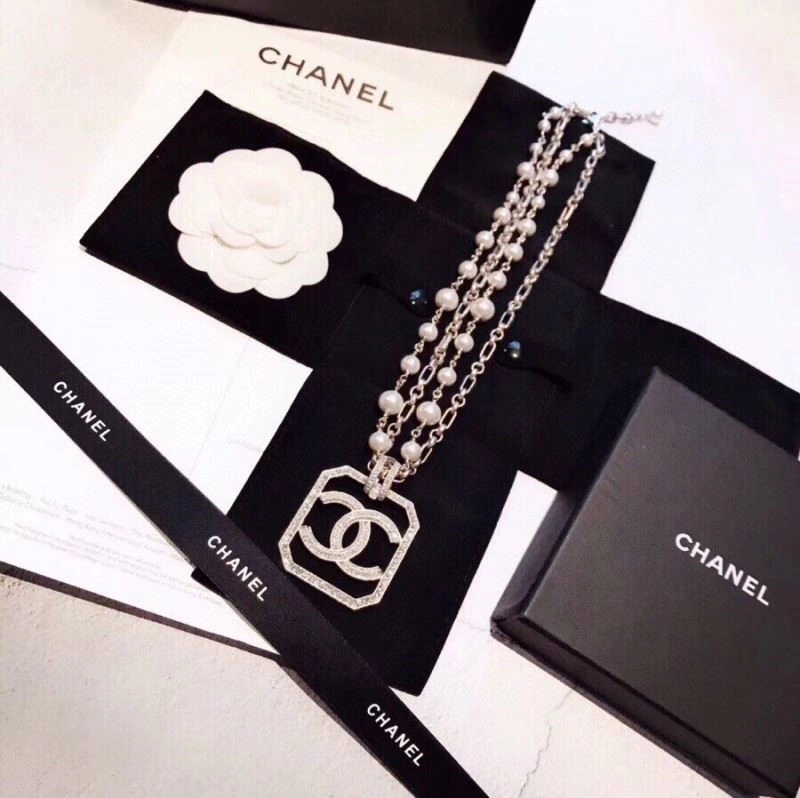 1:1 copy Chanel Necklaces