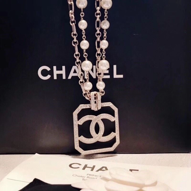 1:1 copy Chanel Necklaces