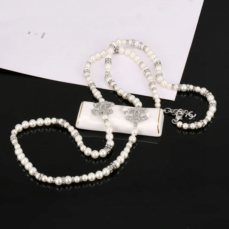 Cut-rate Chanel Necklaces