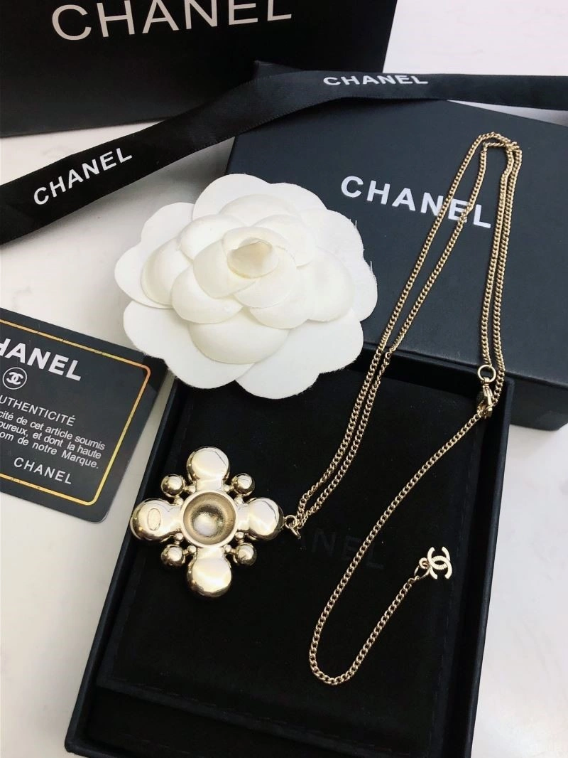 Discounted Chanel Necklaces