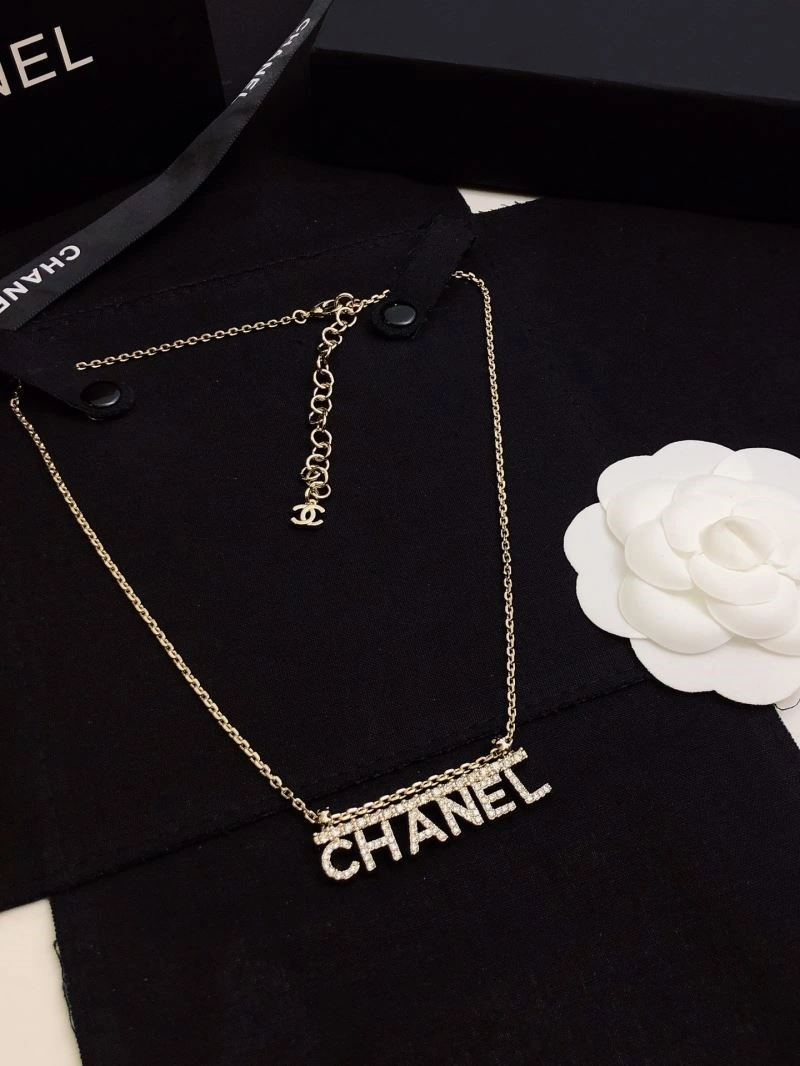 Bargain Chanel Necklaces