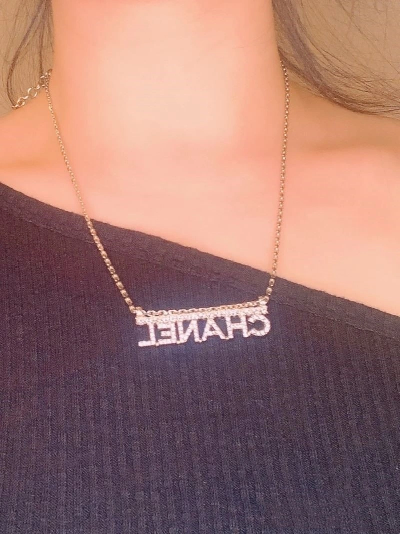 Bargain Chanel Necklaces