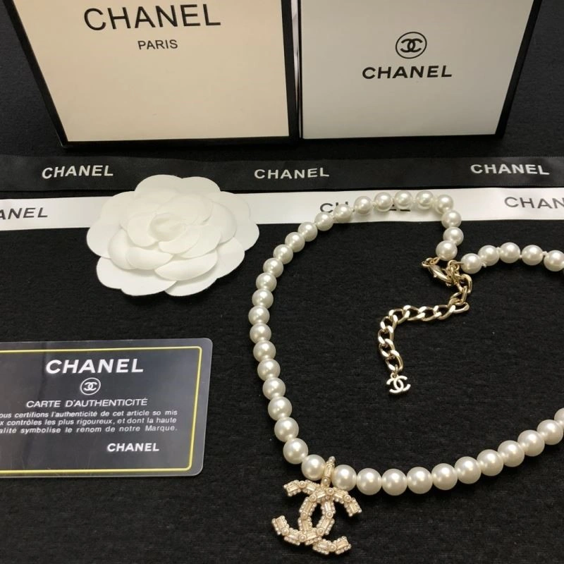 Low-cost Chanel Necklaces