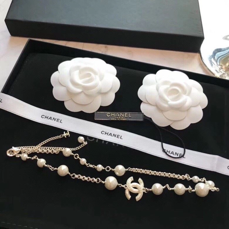Top match Chanel Necklaces
