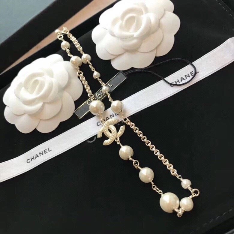 Top match Chanel Necklaces