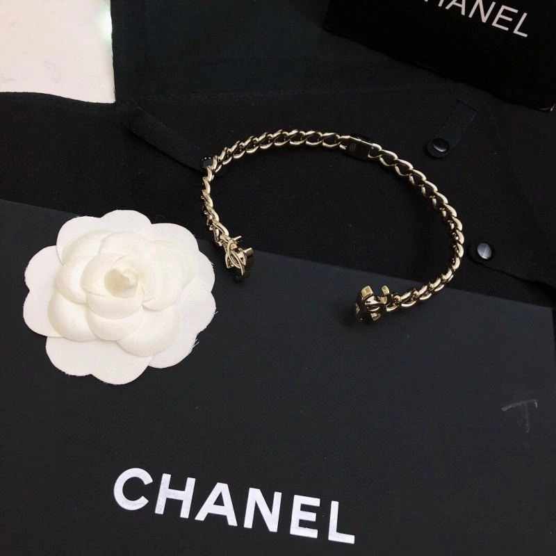 Inexpensive Chanel Necklaces