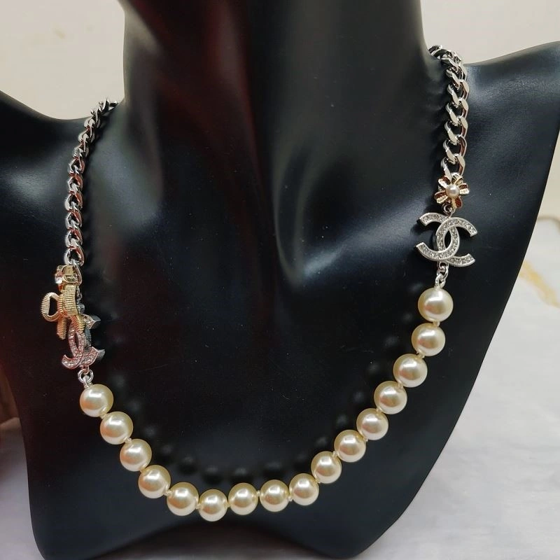 Brand-authenticated Chanel Necklaces
