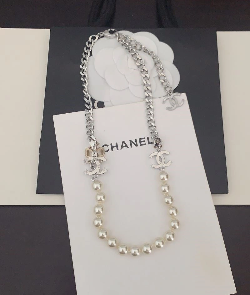 Brand-authenticated Chanel Necklaces