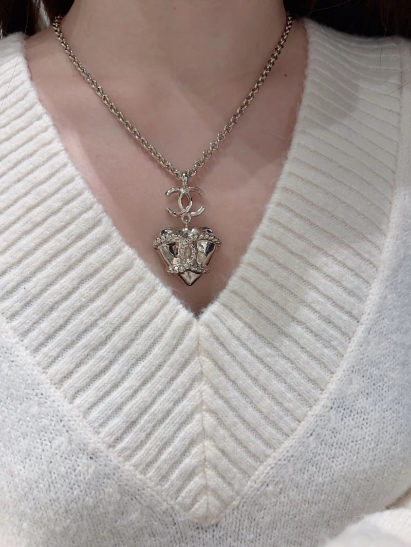 Exact replica Chanel Necklaces