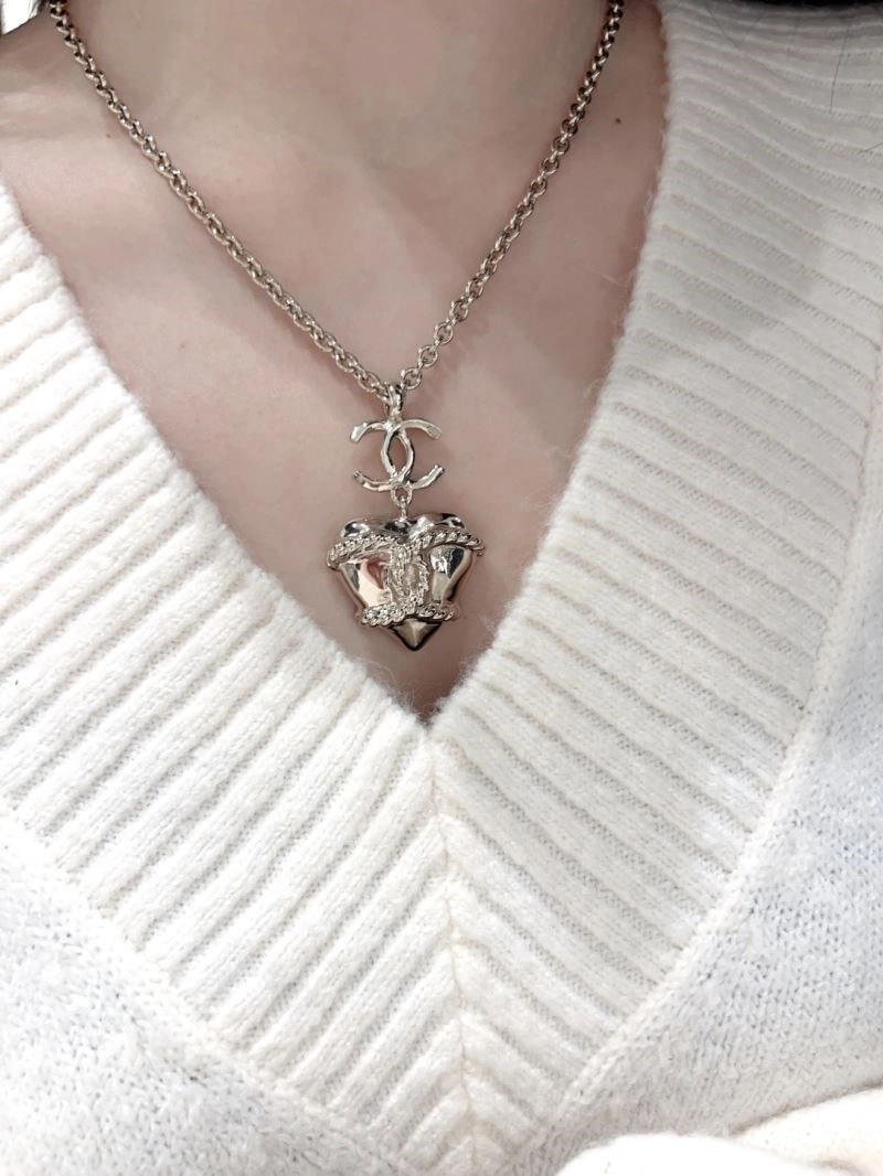 Exact replica Chanel Necklaces