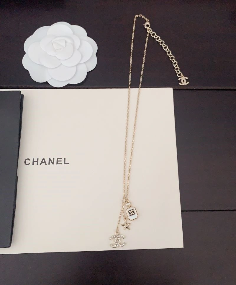 Bargain Chanel Necklaces