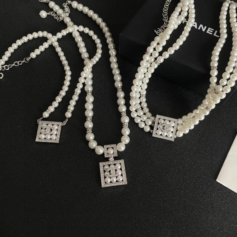 Inexpensive Chanel Necklaces